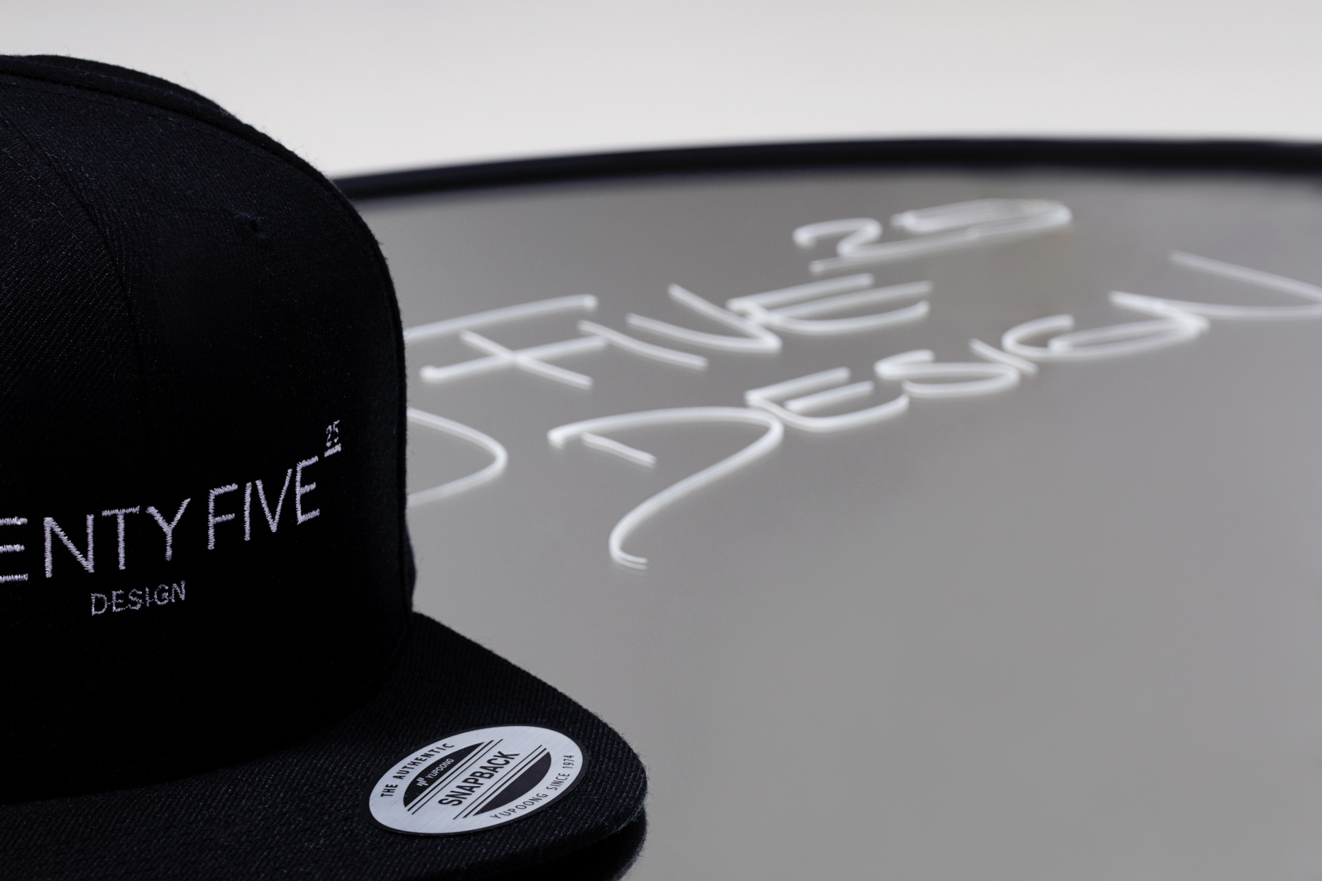 TWENTY FIVE DESIGN - 25